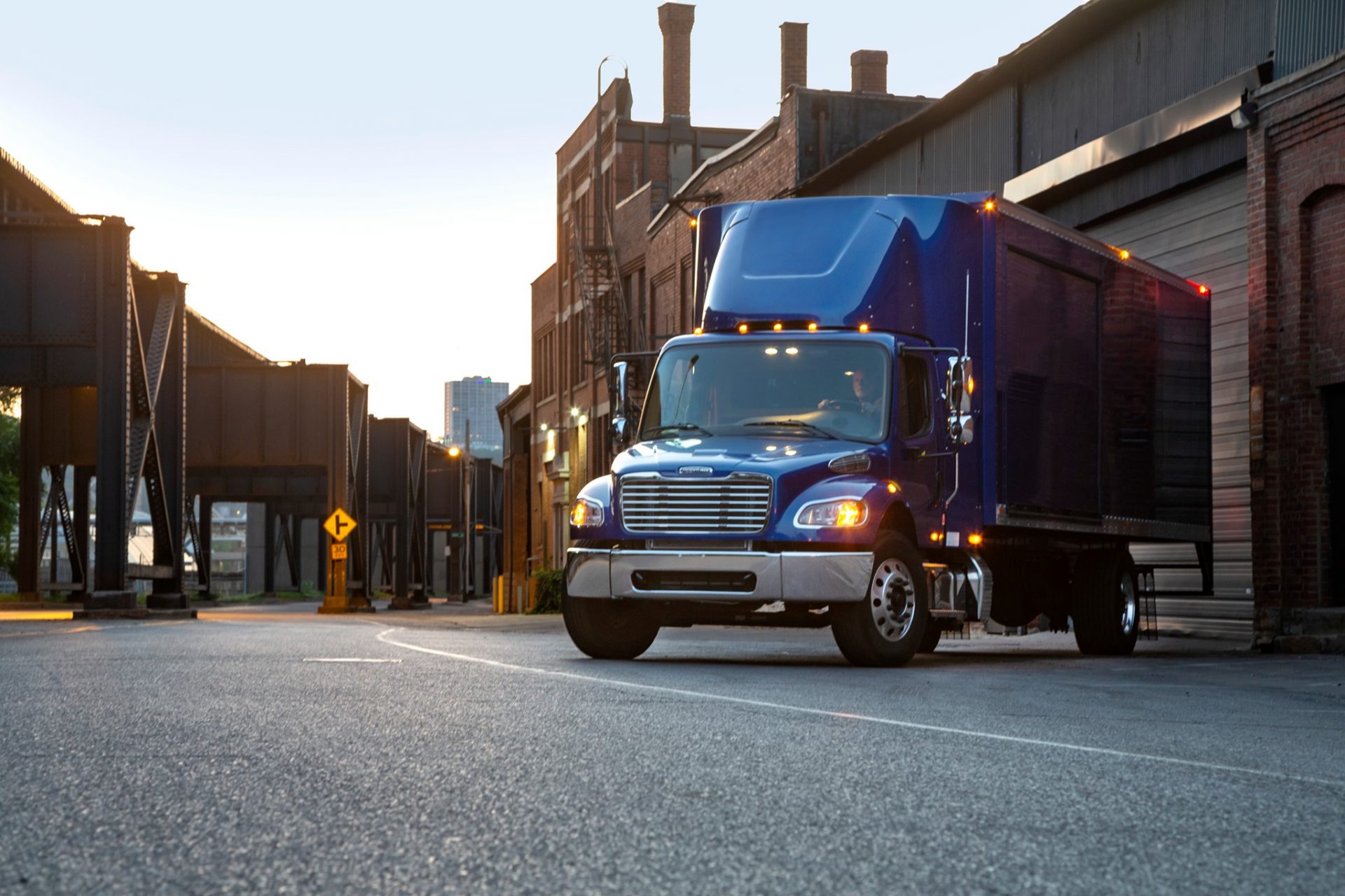 First Truck Centre | Desi Trucking